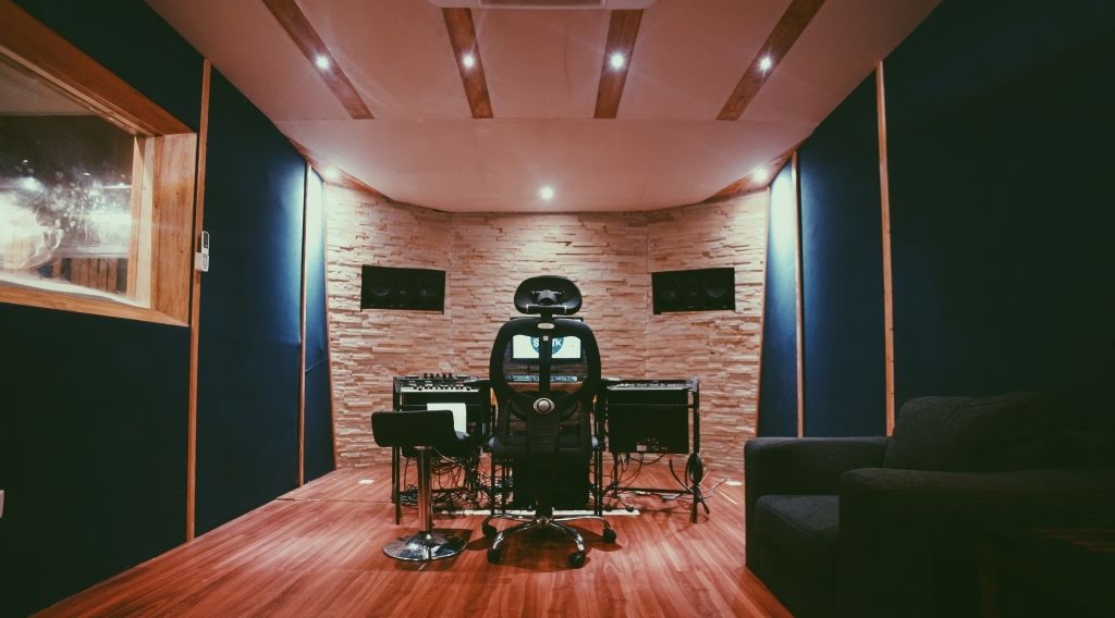 What Do Recording Studios Do? - GraySpark Audio